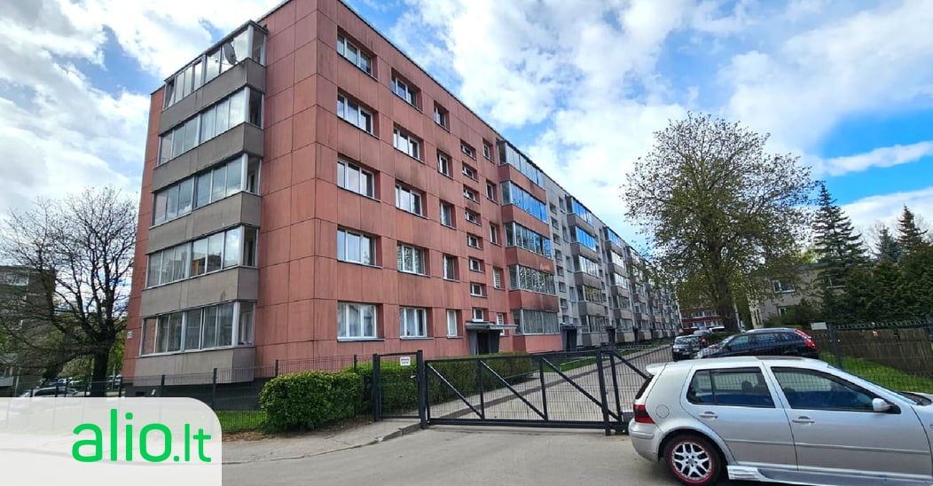 RENOVUOTAS NAMAS! VIDINIS BUTAS! DU ĮSTIKLINTI BALKONAI! KOVO 11-osios ...