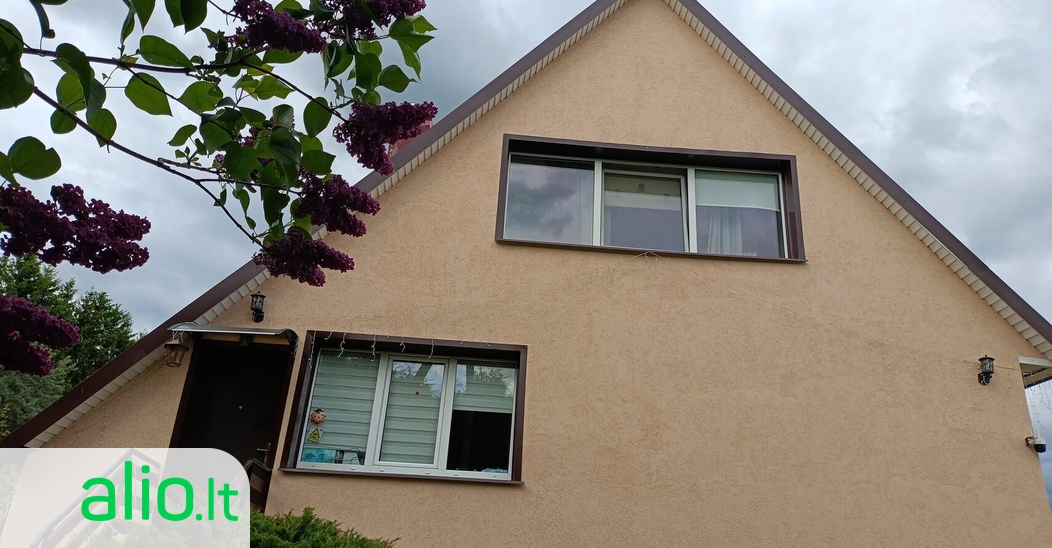Parduodamas gyvenamas namas su ūkiniu pastatu ir garažu | Alio.lt